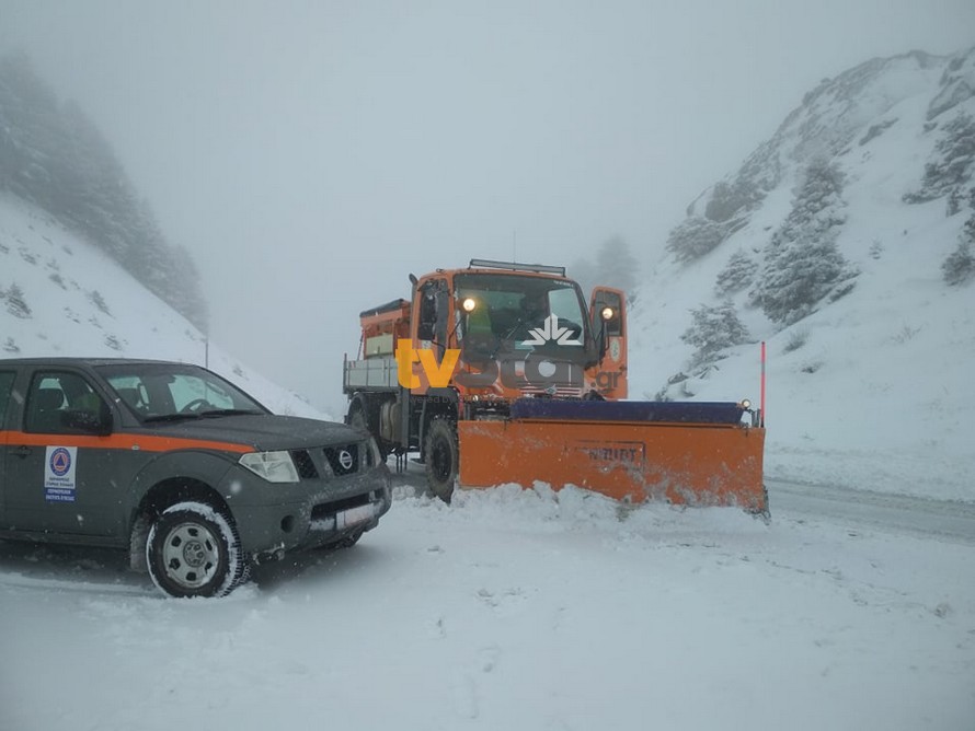 Αποκαταστάθηκε η κυκλοφορία προς το Χιονοδρομικό του Παρνασσού – tvstar.gr