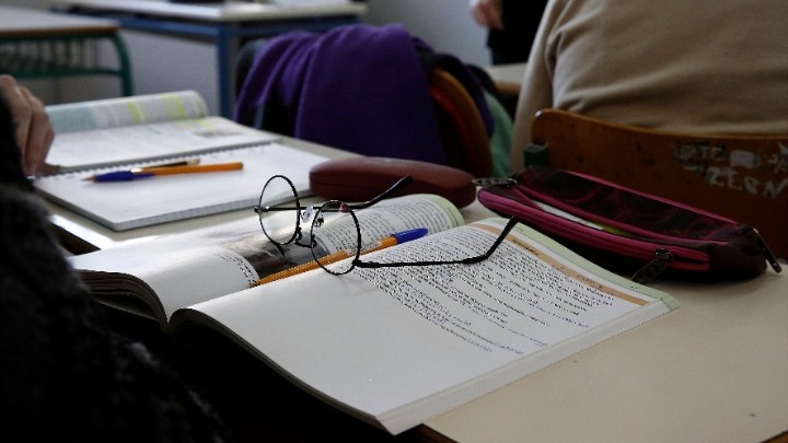 Σχολεία: Με δύο τεστ την εβδομάδα επιστρέφουν στα θρανία ανεμβολίαστοι ...