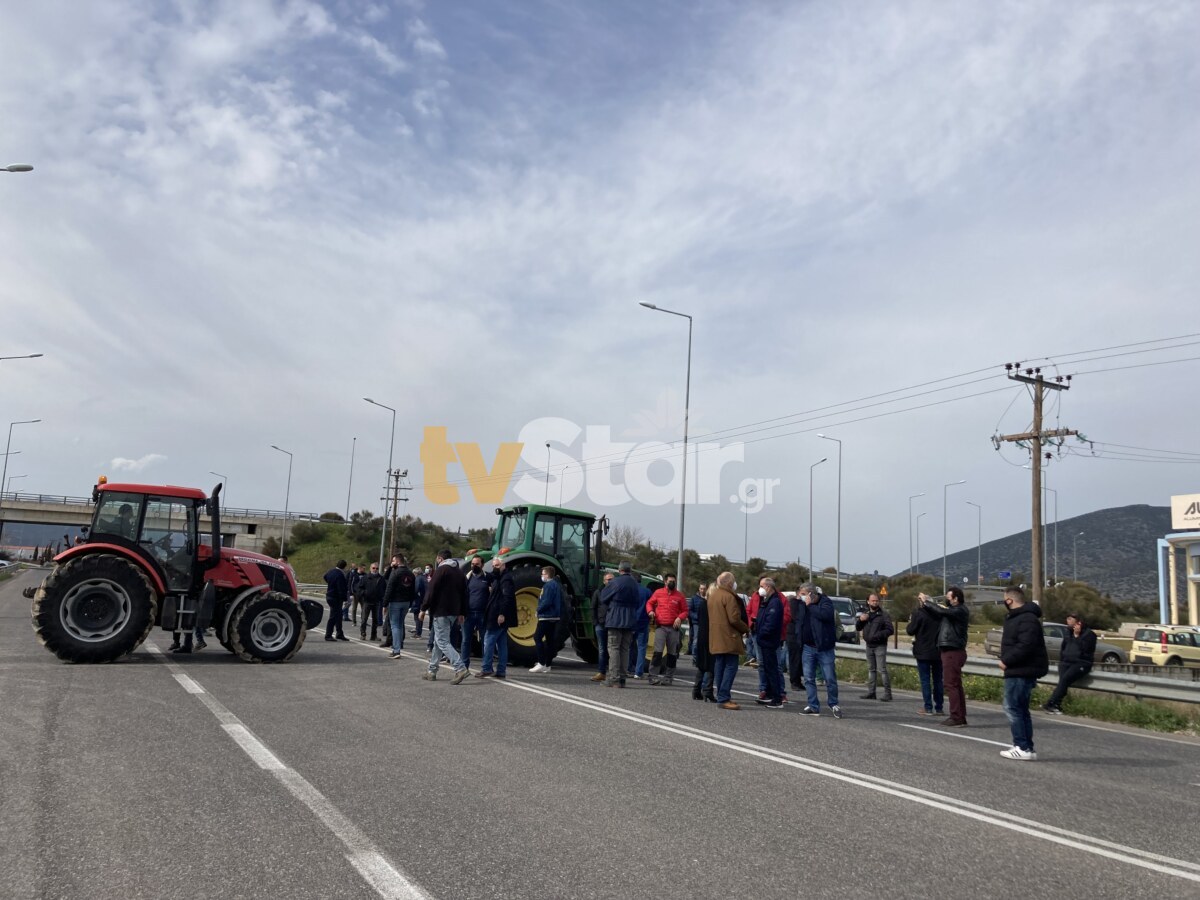 Ραντεβού με πολιτικούς αρχηγούς κλείνουν οι αγρότες των μπλόκων – tvstar.gr