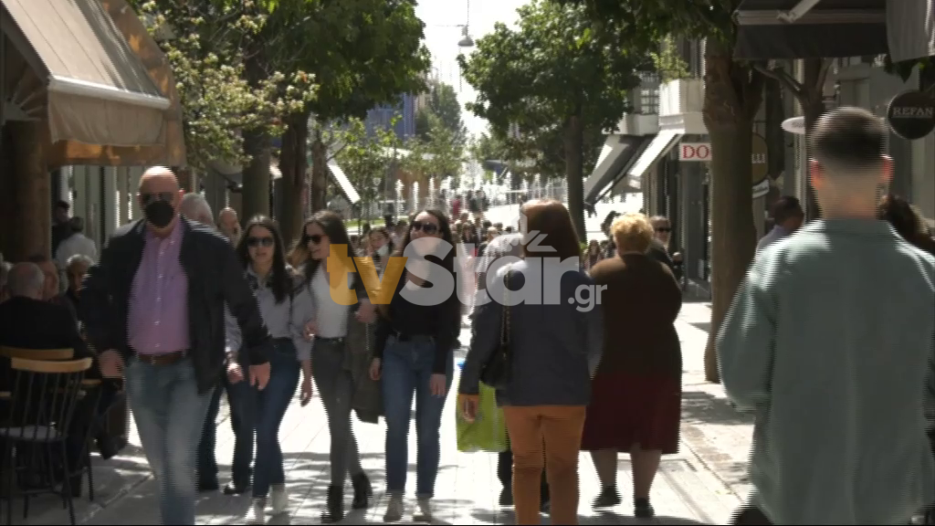 Την Κυριακή 17/12 ξεκινάει το εορταστικό ωράριο στη Λαμία - Συναυλία ...