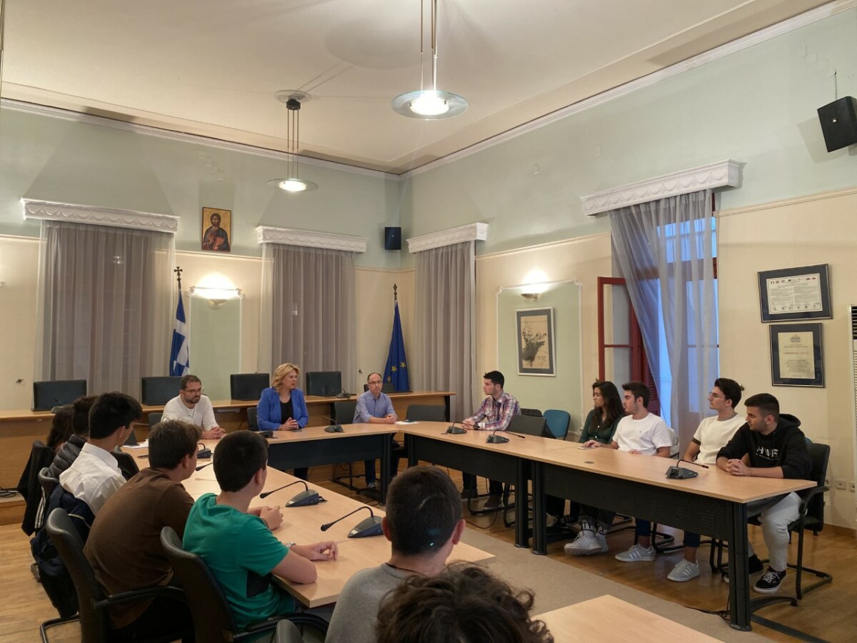 Ξεκίνησε η λειτουργία του Δημοτικού Συμβουλίου Εφήβων του Δήμου ...