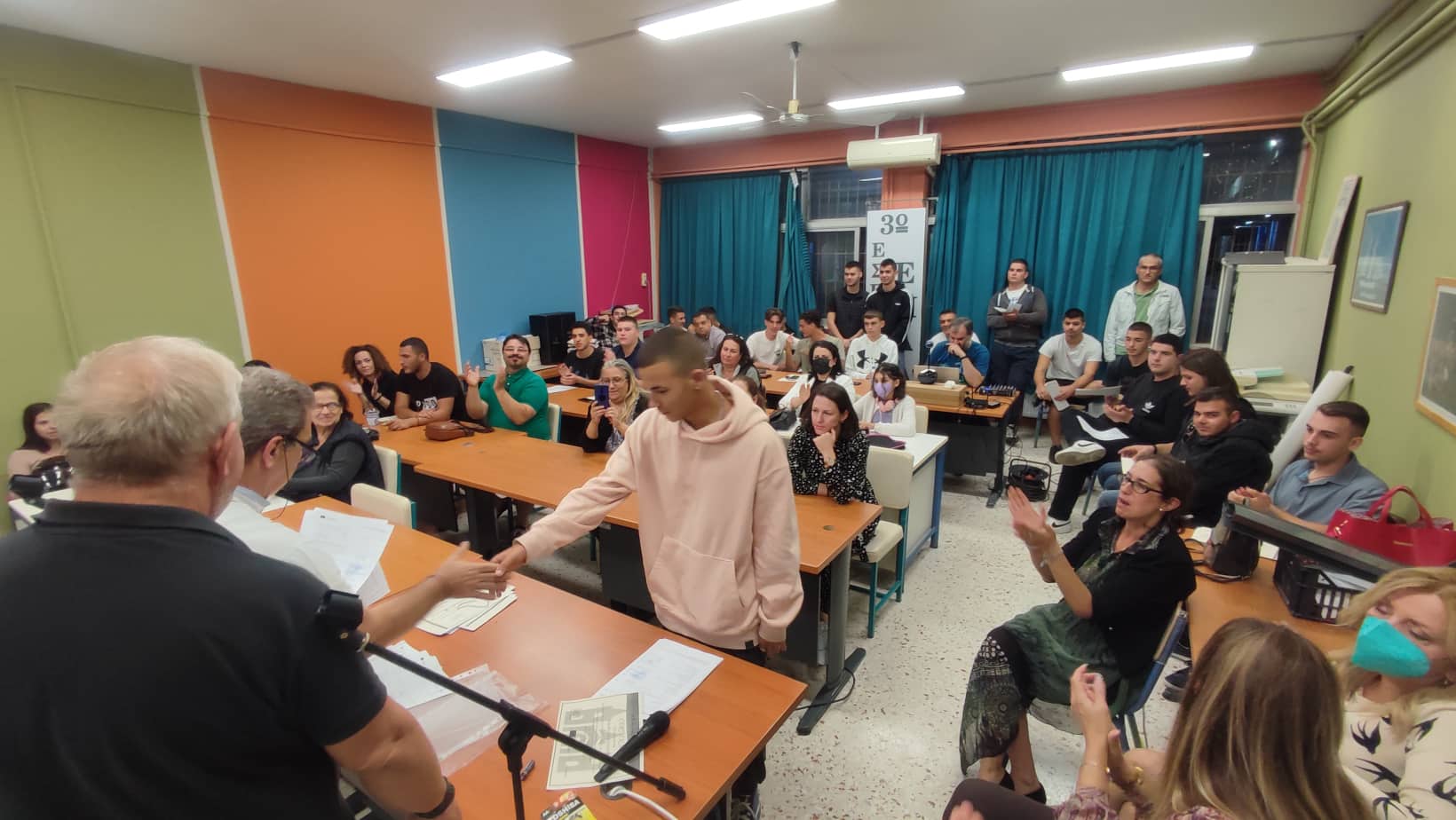 Erasmus: Το διαβατήριο για την ανταλλαγή γνώσεων και τη διεύρυνση των ...