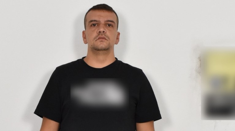 Αυτός είναι ο "δράκος" του Πειραιά: Αποπειράθηκε να βιάσει 20χρονη, την ...