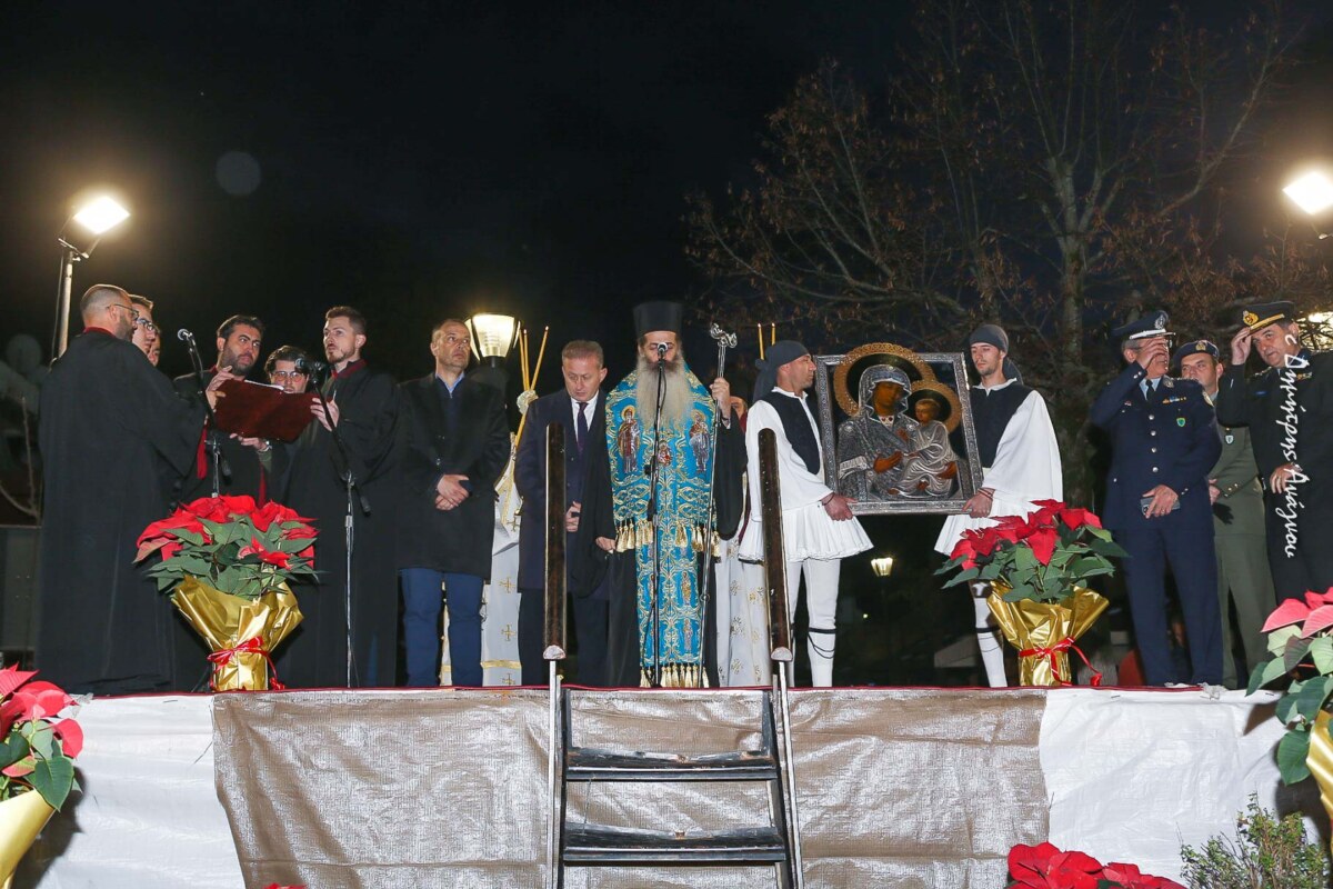 Η Σπερχειάδα υποδέχτηκε την θαυματουργή εικόνα της Παναγίας του Όρους ...