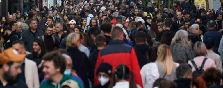 Ελλάς Ελλήνων Φοροφυγάδων: 4 στους 10 Ελληνες δηλώνουν εισόδημα κάτω ...