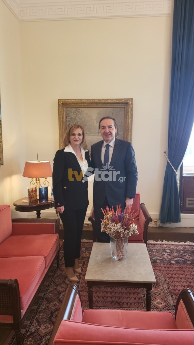 Βουλή: Ανέλαβε βουλευτής η Ελένη Μακρή – Θεοδώρου στη θέση του Θέμη ...