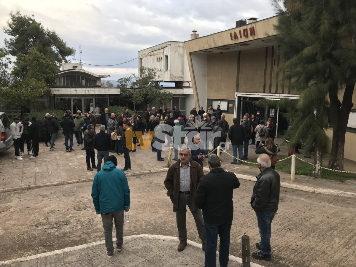 Ανοιχτή σύσκεψη σωματείων και συνδικάτων στη ΛΑΡΚΟ - Παρών και ο ...
