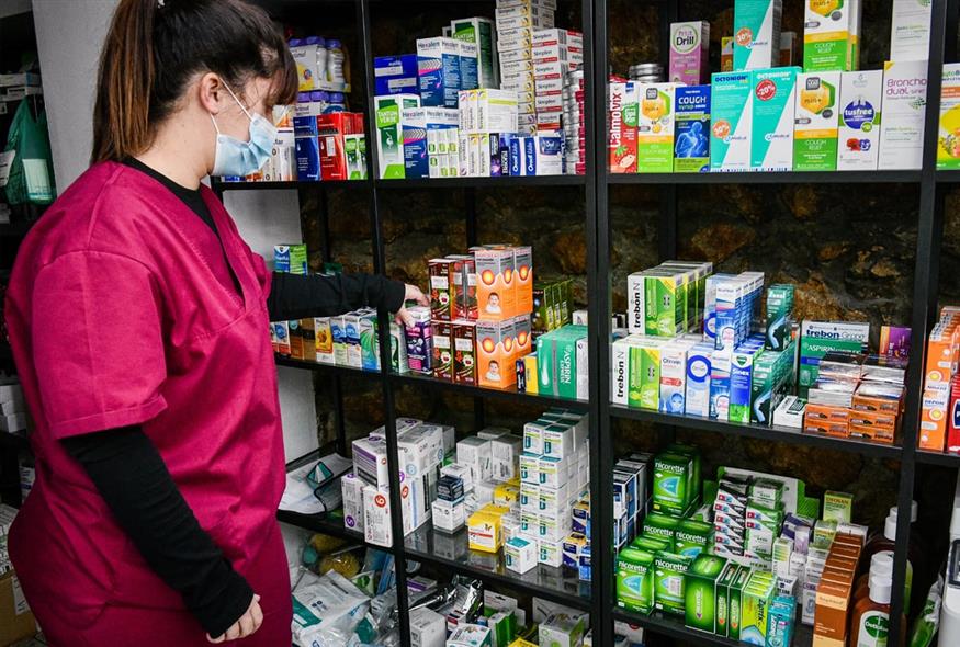 Καρπενήσι: Παραμένει το πρόβλημα με τις ελλείψεις φαρμάκων (video ...