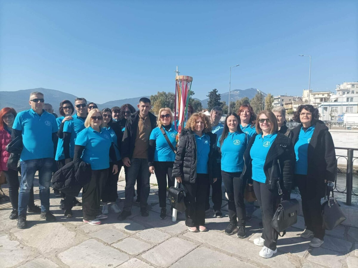 Το Χορευτικό του ΝΠΔΔ Πολιτισμού και Αθλητισμού του Δήμου Λοκρών στην ...
