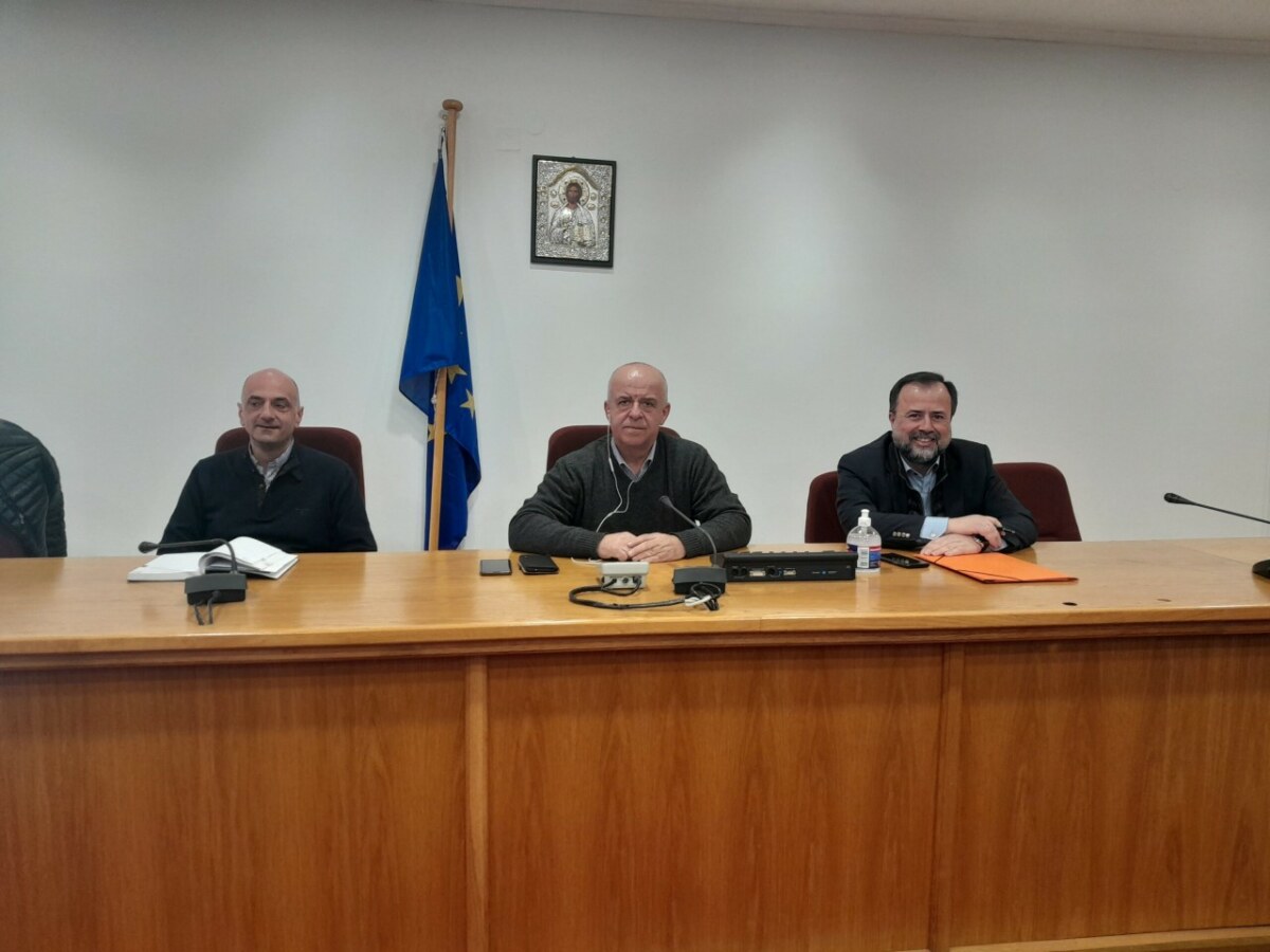 Τα ΤΕΕ Αιτωλοακαρνανίας και Αν.Στερεάς, συζήτησαν για τον άξονα Λαμία ...