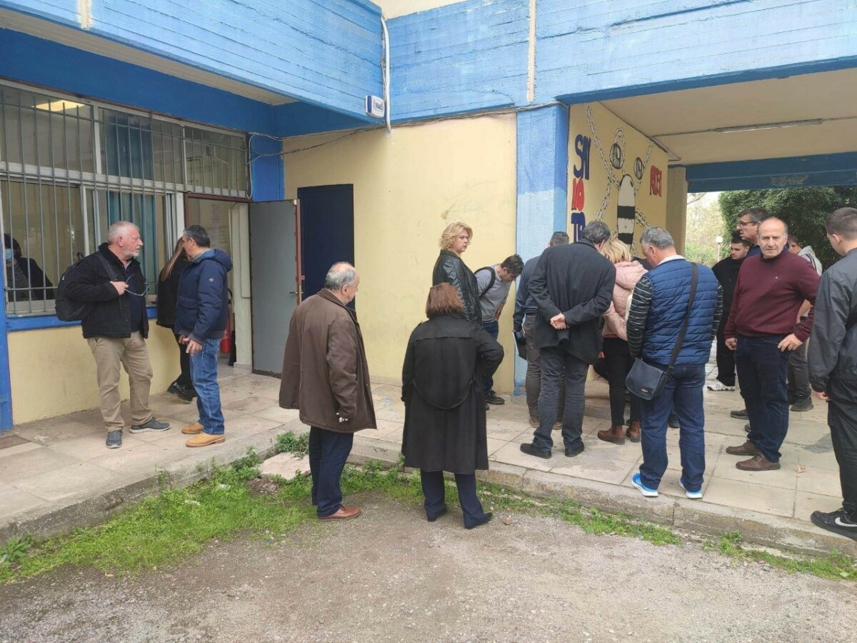 Για τα κτίρια των ΕΠΑ.Λ Χαλκίδας ενημερώθηκε η Δήμαρχος Έλενα Βάκα ...