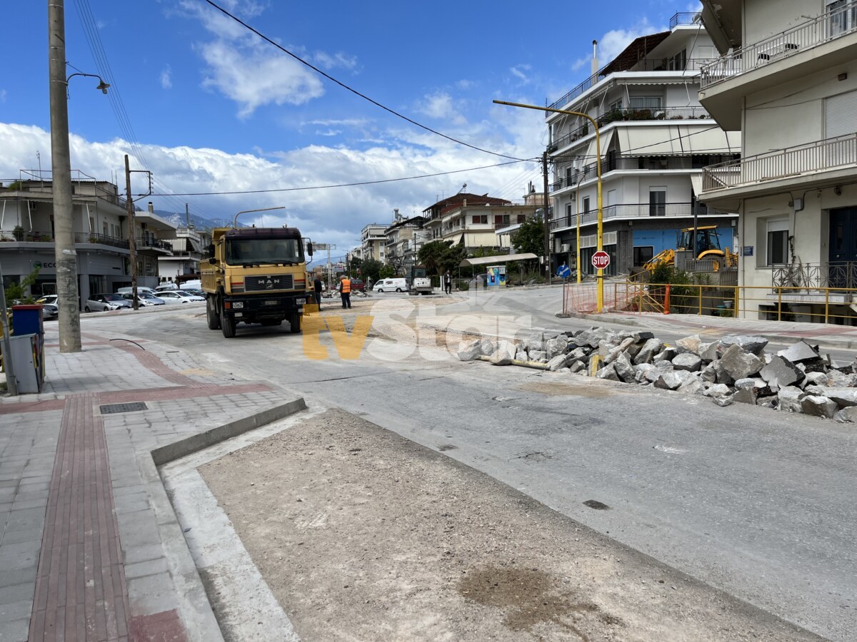 Λαμία: Σε εξέλιξη η κατασκευή του νέου κυκλικού κόμβου στη διασταύρωση ...