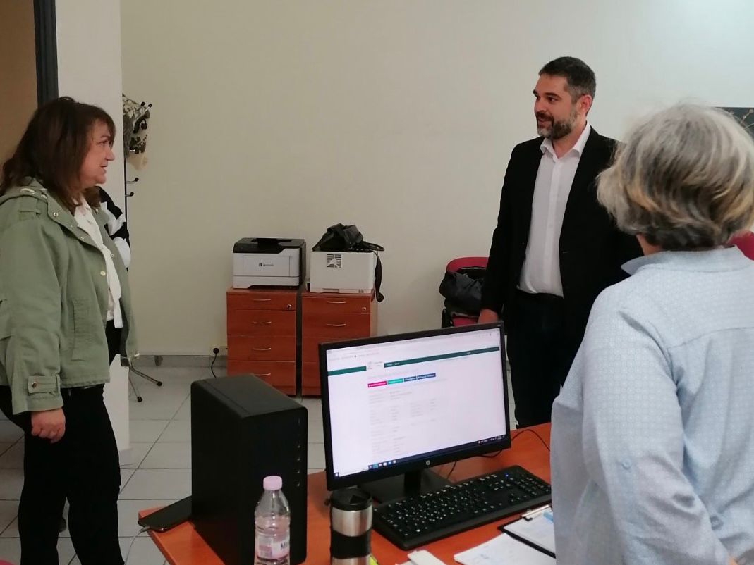 Διαδοχικές επισκέψεις του Γιάννη Σαρακιώτη σε Ε.Κ.Α.Β., Ο.Π.Ε.Κ.Α. και ...