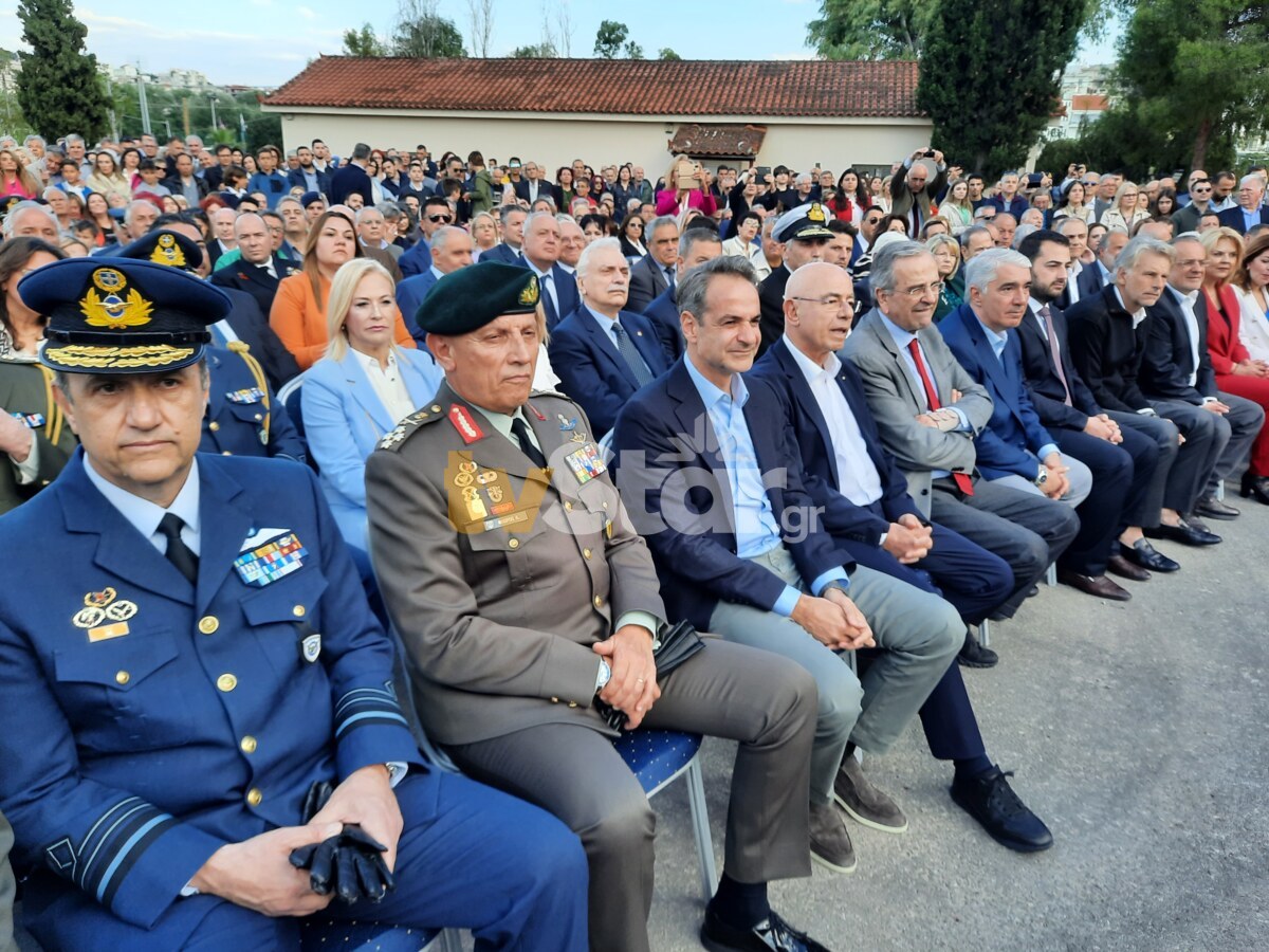 Εγκαίνια του Πολεμικού Μουσείου Χαλκίδας με τον Πρωθυπουργό και τον ...