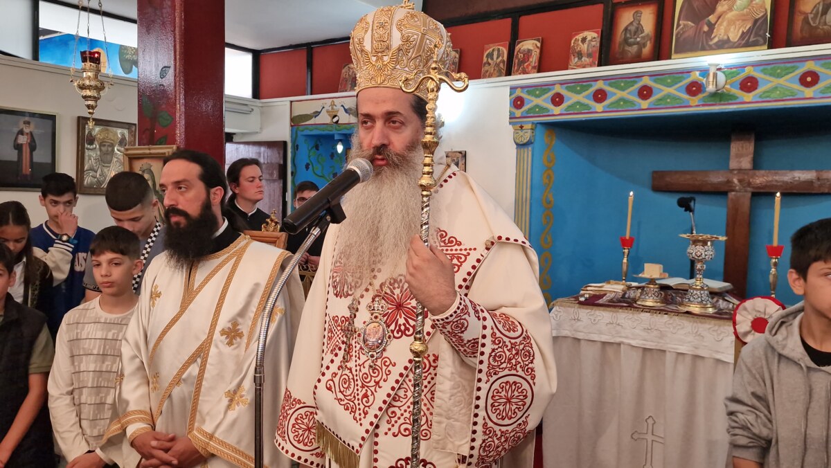 Άξιος: Τελείωσε το εκκλησιαστικό σχολείο της Λαμίας και χειροτονήθηκε ...