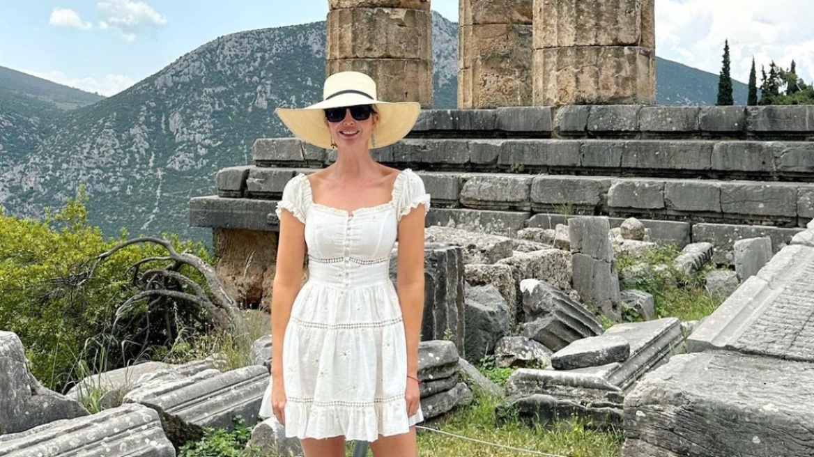 Η Ιβάνκα Τραμπ στους Δελφούς: Οι φωτογραφίες και το μήνυμά της ...