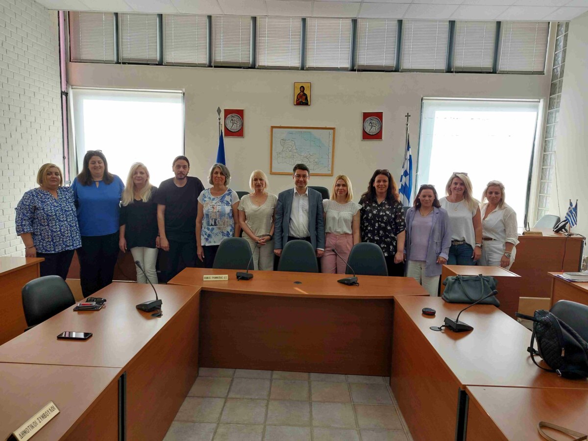 Ορκωμοσία μονίμων υπαλλήλων από το πρόγραμμα «Βοήθεια στο Σπίτι» στο ...