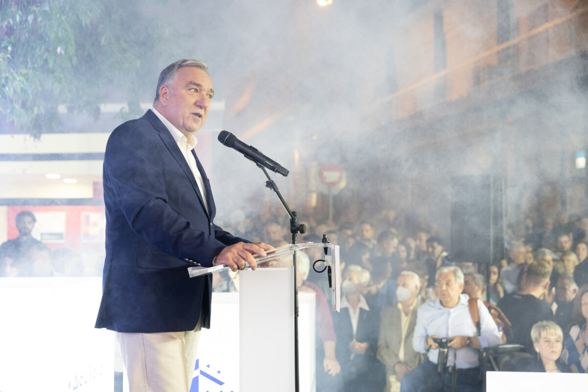 Δείτε την Κεντρική Ομιλία του Δημάρχου Λαμιέων και εκ νέου Υποψηφίου ...