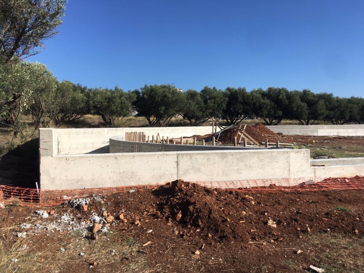 Συνεχίζεται η κατασκευή της νέας πλατείας Αγίων Αναργύρων από τον Δήμο ...