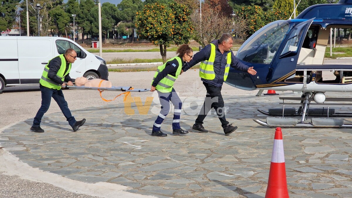 Λαμία: Εκπαιδεύονται σε αεροδιακομιδές με ελικόπτερα οι διασώστες του ...