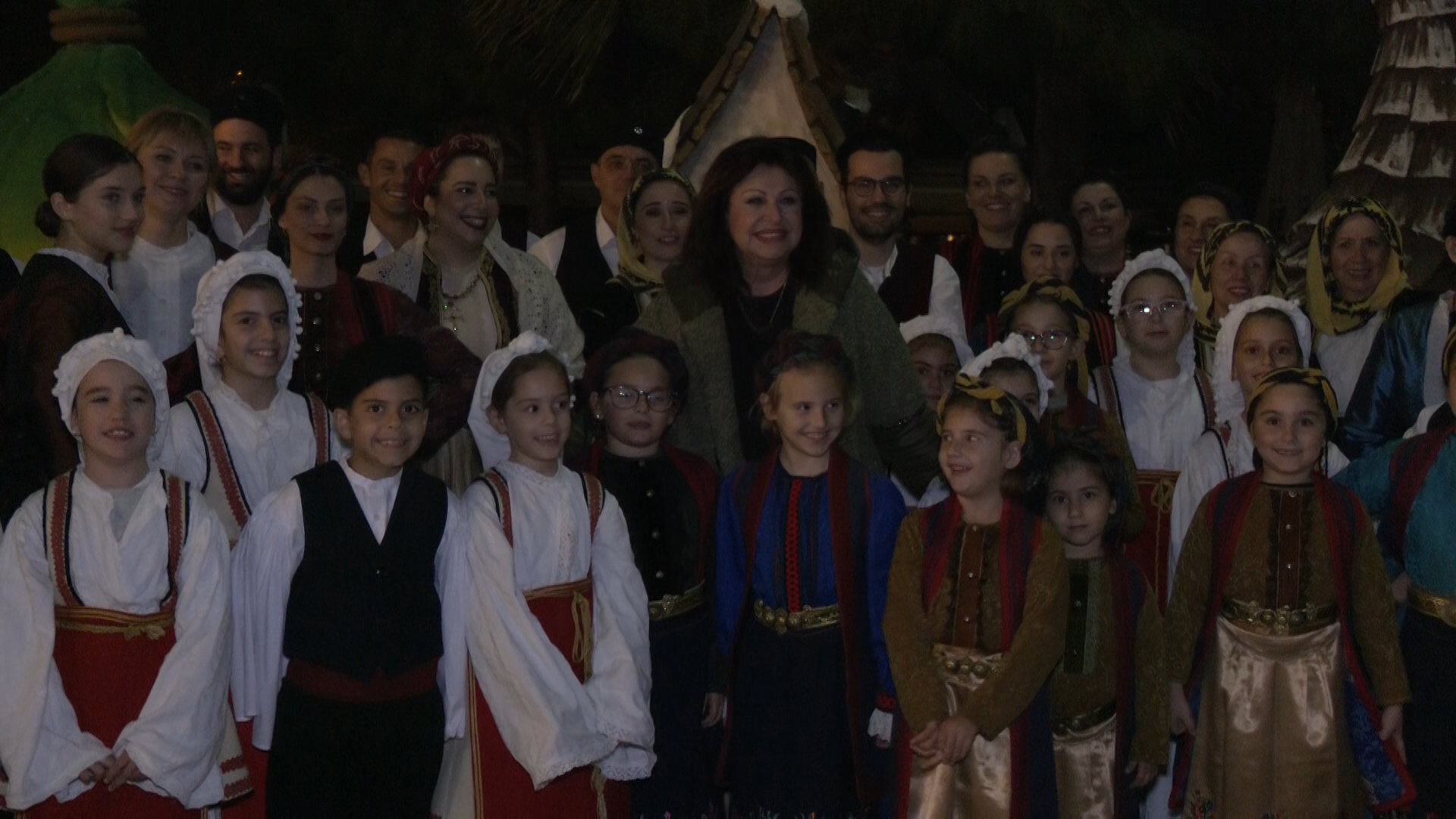 Στο χωριό του Άη Βασίλη η Χορευτική Πατινάδα της Χαλκίδας – tvstar.gr