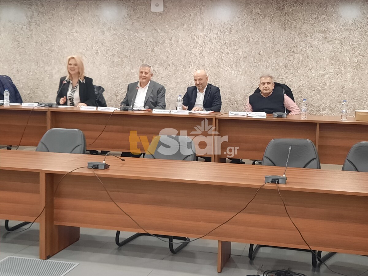 Εξελέγησαν τα μέλη του προεδρείου του δημοτικού συμβουλίου Χαλκιδέων ...