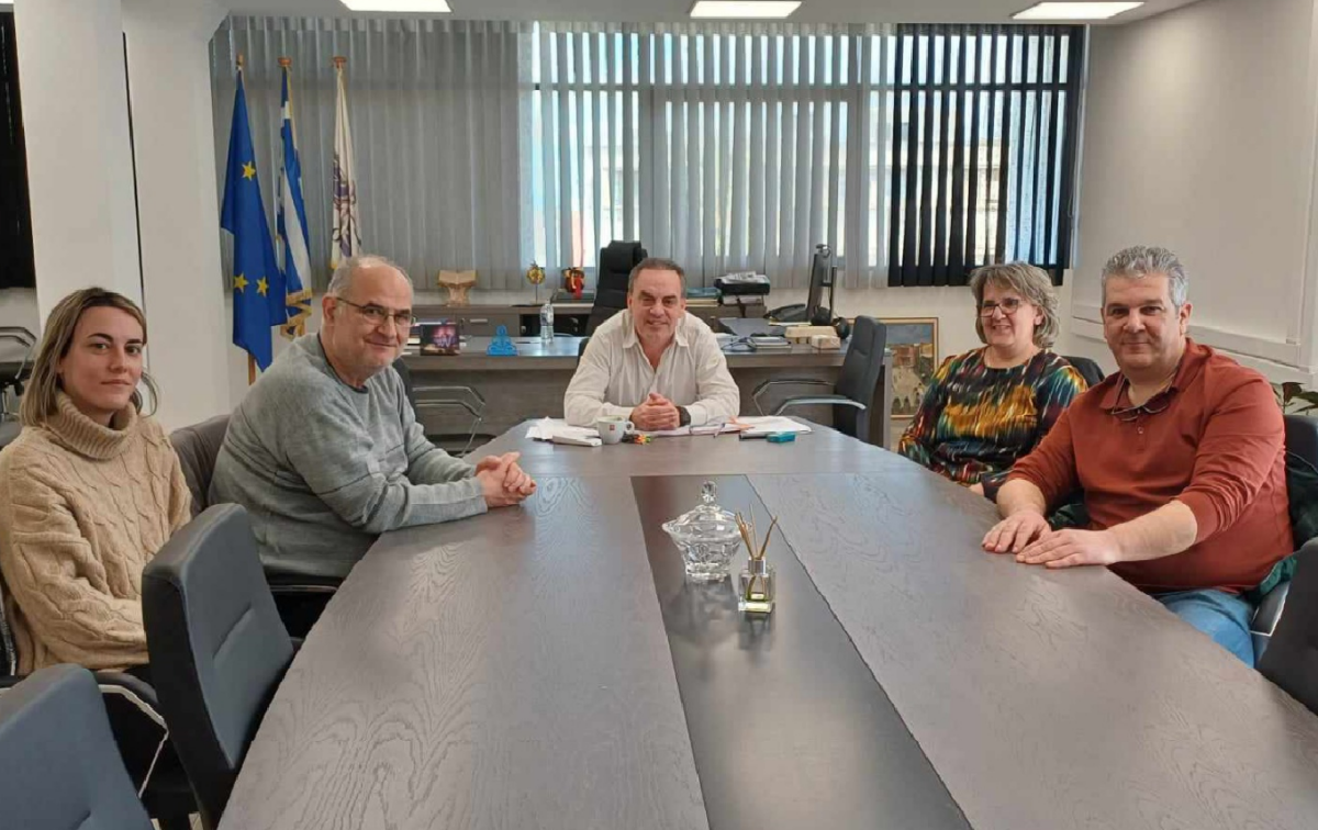 Συνάντηση Δημάρχου Λεβαδέων Δημήτρη Καραμάνη με το Δ.Σ. του ΕΣΥΝ ...