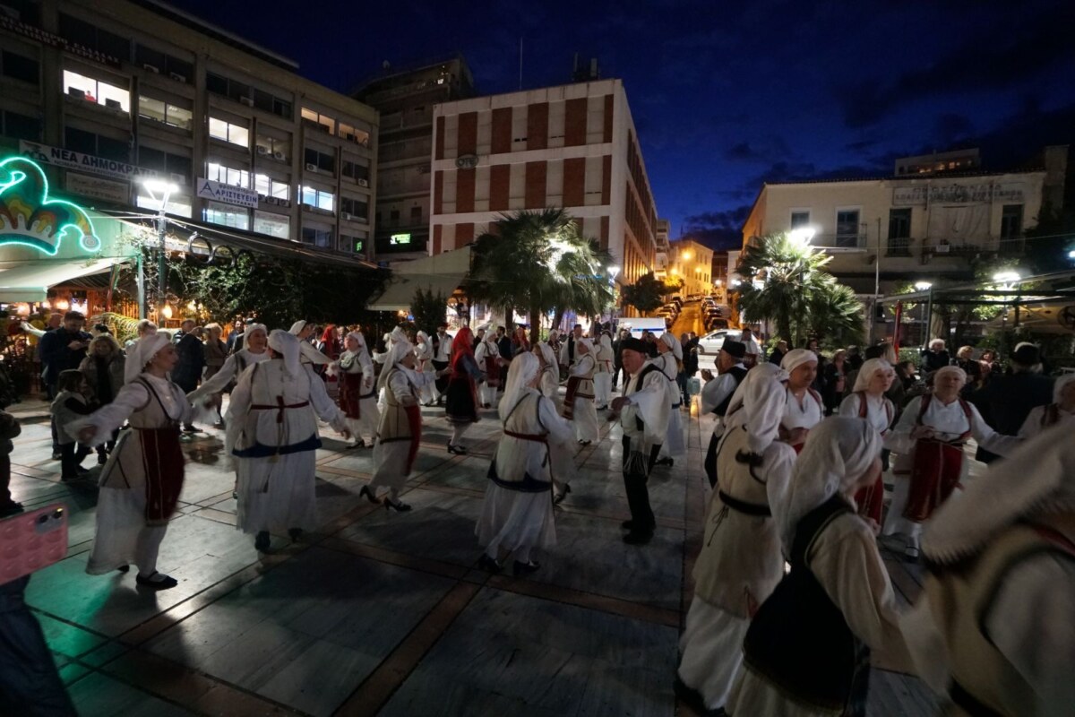 Με μεγάλη συμμετοχή και επιτυχία τα Γαϊτανάκια του Δήμου Λαμιέων (φωτο ...