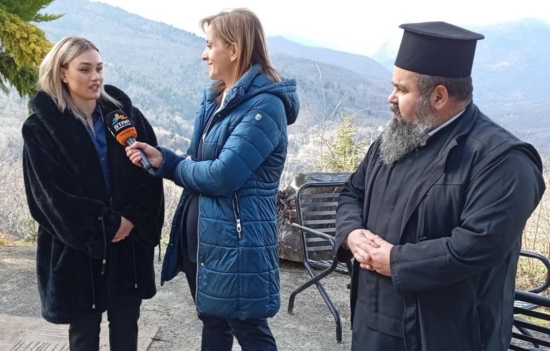 Φουρνά Ευρυτανίας: Ο παπάς και η δασκάλα που κράτησαν ανοιχτό το ...