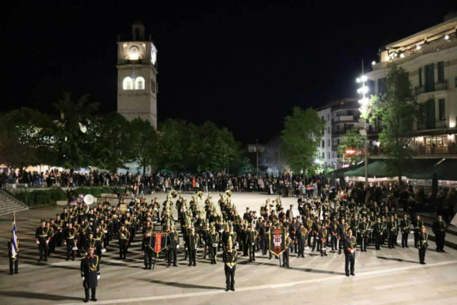 Κέρδισε τις εντυπώσεις η Φιλαρμονική του Δήμου Καρπενησίου στην Κοζάνη ...
