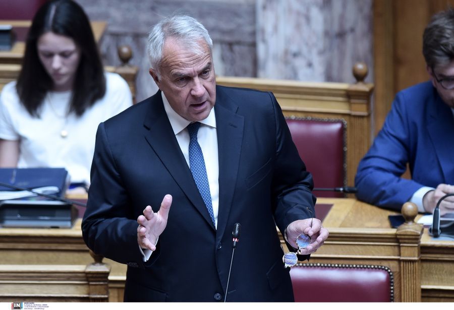 Παραιτήθηκαν ο Μάκης Βορίδης και οι υφυπουργοί Σταμενίτης, Μπουκώρος ...