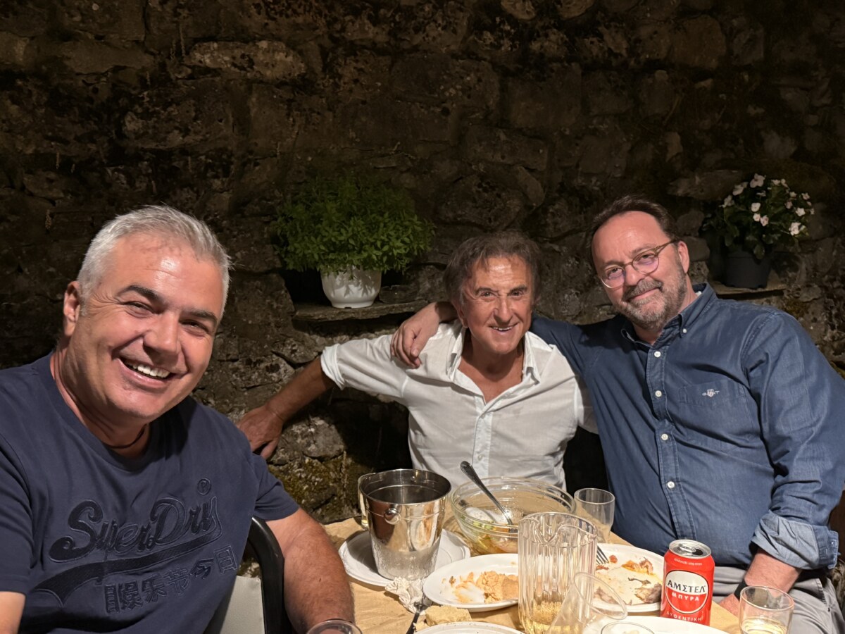 Με ένα ανεπανάληπτο γλέντι γιόρτασε την γιορτή του στη Σουβάλα ο ...