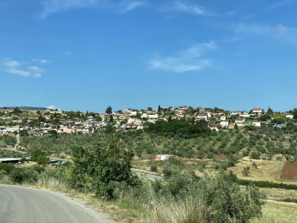 Υπόθεση σοκ στη Βοιωτία: Διευθύντρια ΚΕΠ έθαψε τη μητέρα της για να παίρνει τη σύνταξή της ...