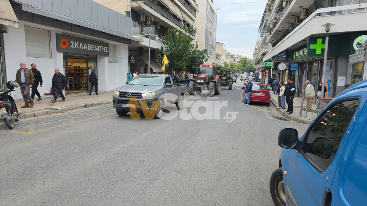 Τρακτέρ στα δικαστήρια της Λαμίας. 1η κινητοποίηση από αγρότες και ...