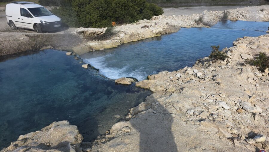 Βρήκαν νεκρό άνδρα στις ιαματικές πηγές των Θερμοπυλών. (φωτο - video ...
